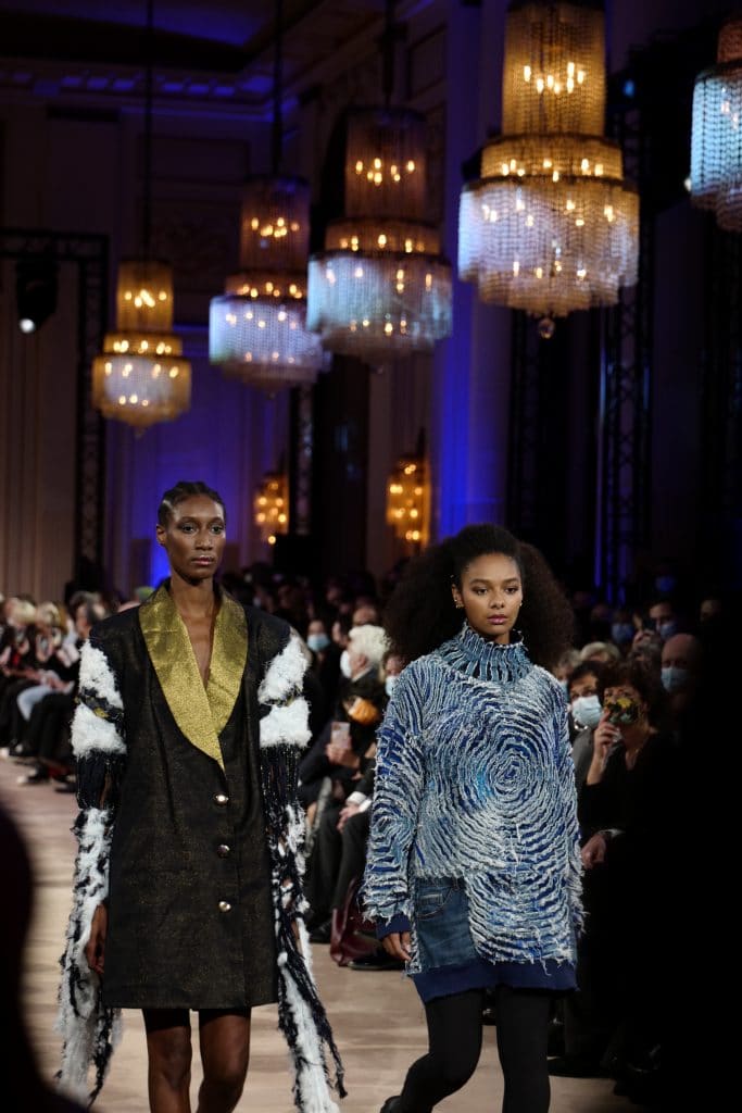 ESMOD dévoile les créations de ses étudiants au cours d’un défilé pour ...