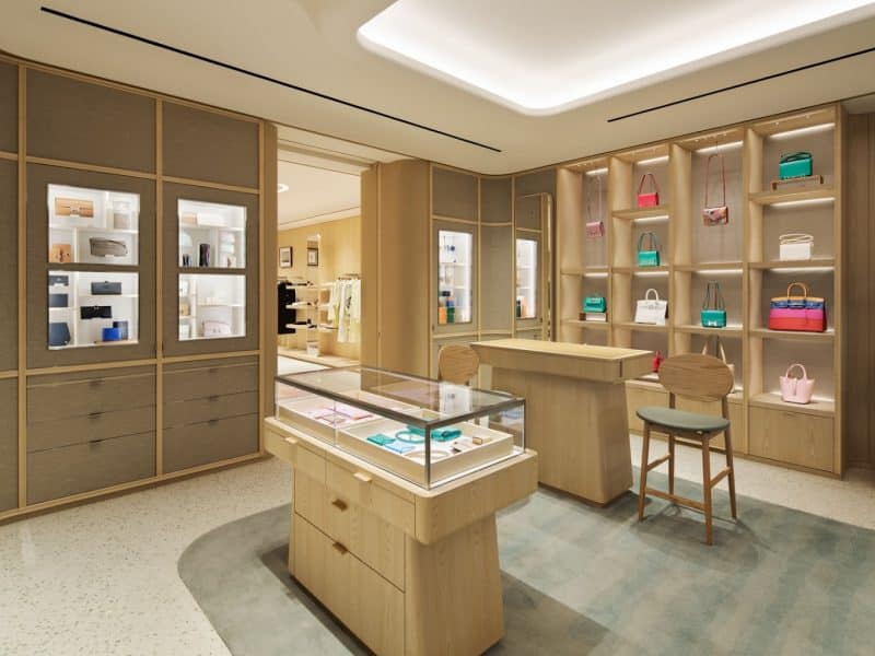 Japan : Hermès inaugurates a revamped shop in a Nagoya shopping centre ...