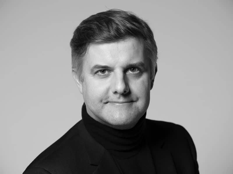 Vuitton and Dior : Pietro Beccari and Delphine Arnault at the helm ...