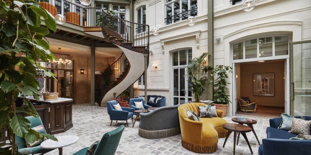 Le groupe hôtelier Ennismore lance « Disloyalty », un programme de ...