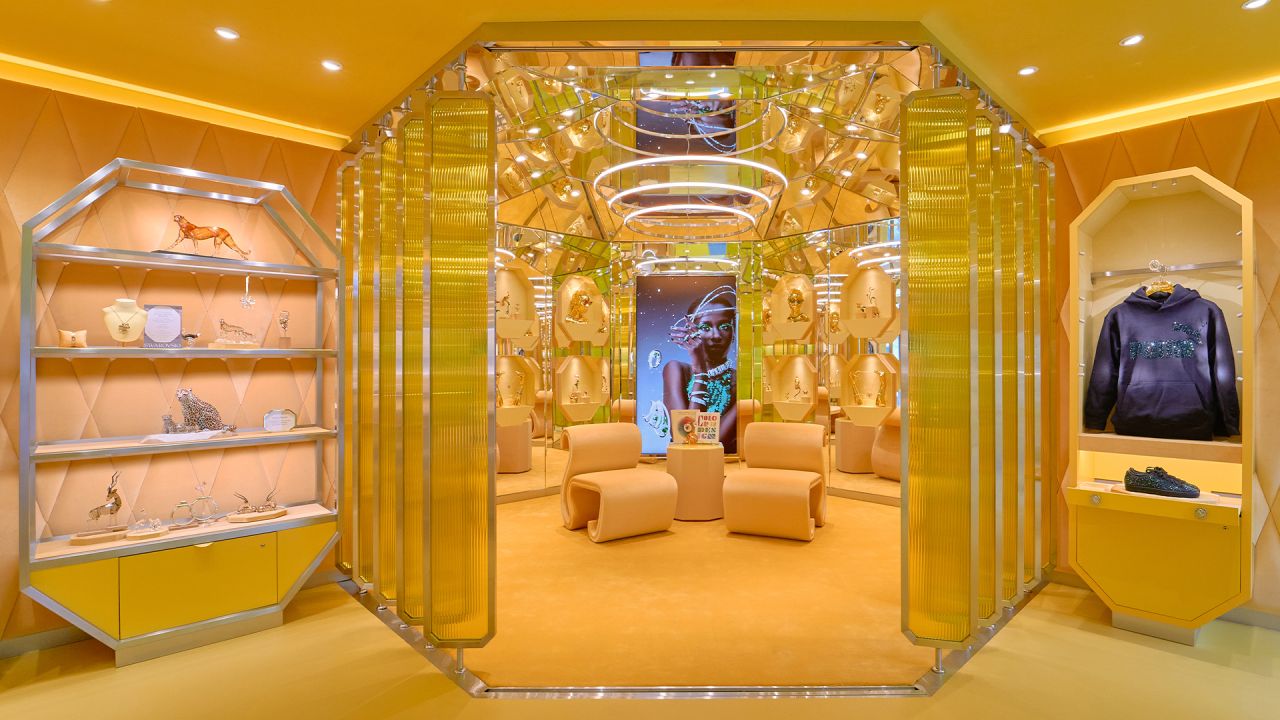 Swarovski has opened its first flagship store in Korea - Luxus Plus