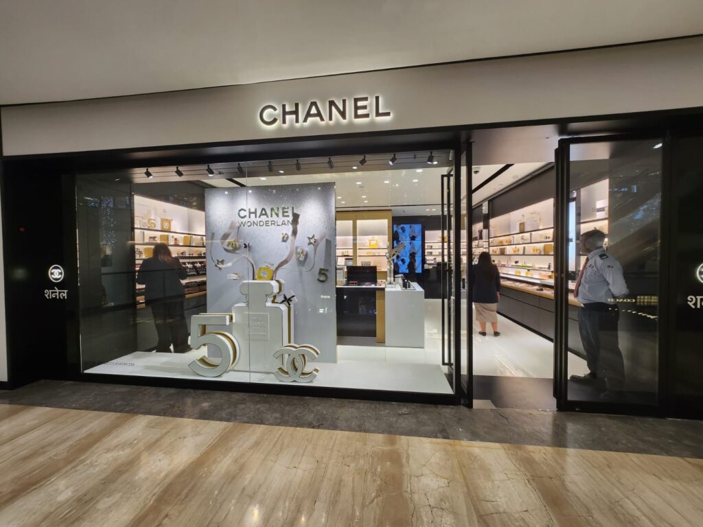 India: Chanel Beauty inaugurates its first boutique in Mumbai - Luxus Plus