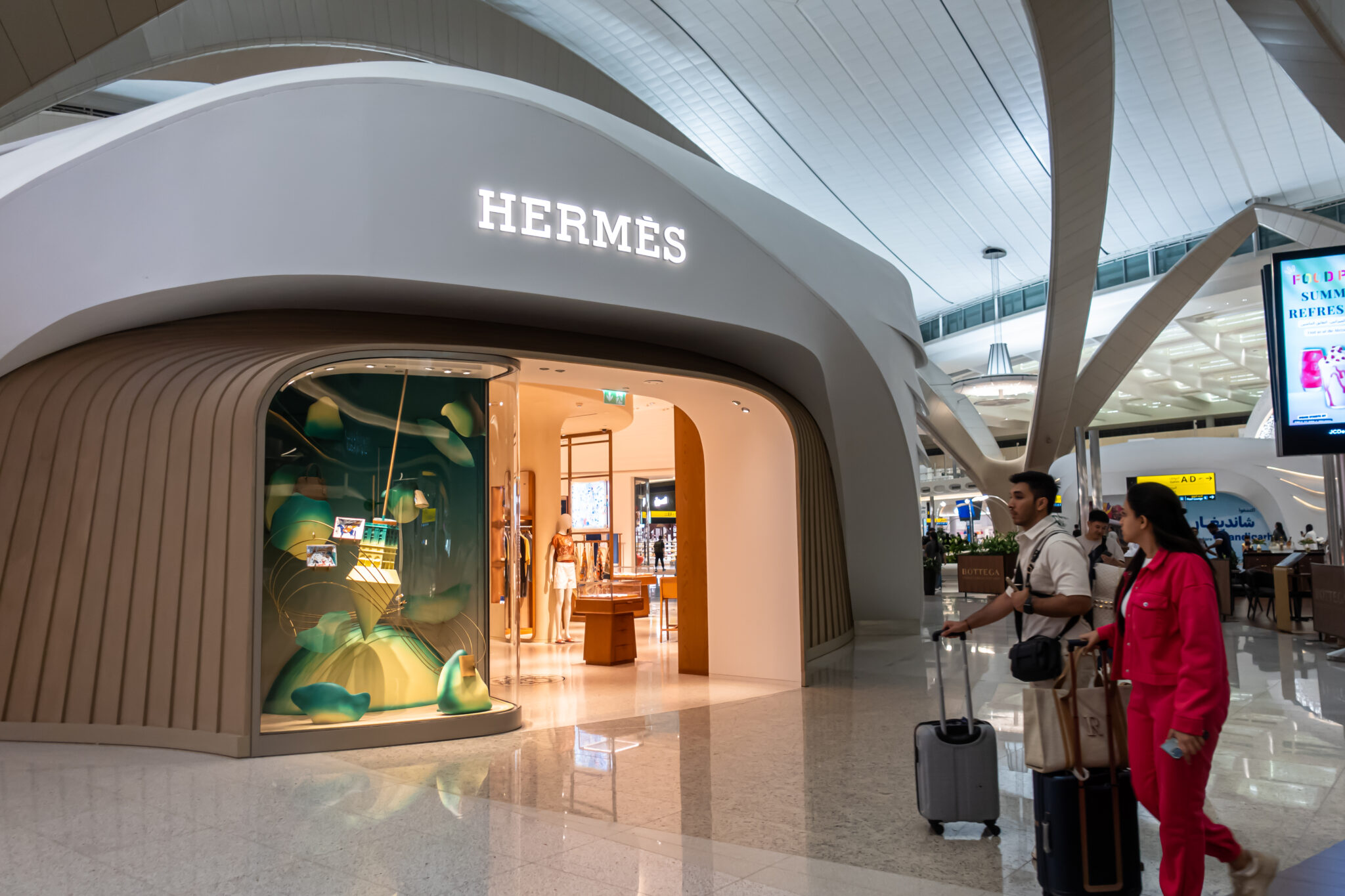 How are airports capitalizing on the growth of luxury retail ? - Luxus Plus