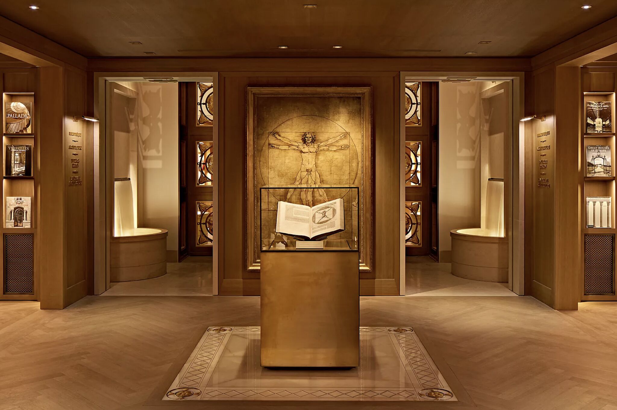 Champs Elysées : RH (ex Restoration Hardware) a ouvert son vaisseau ...