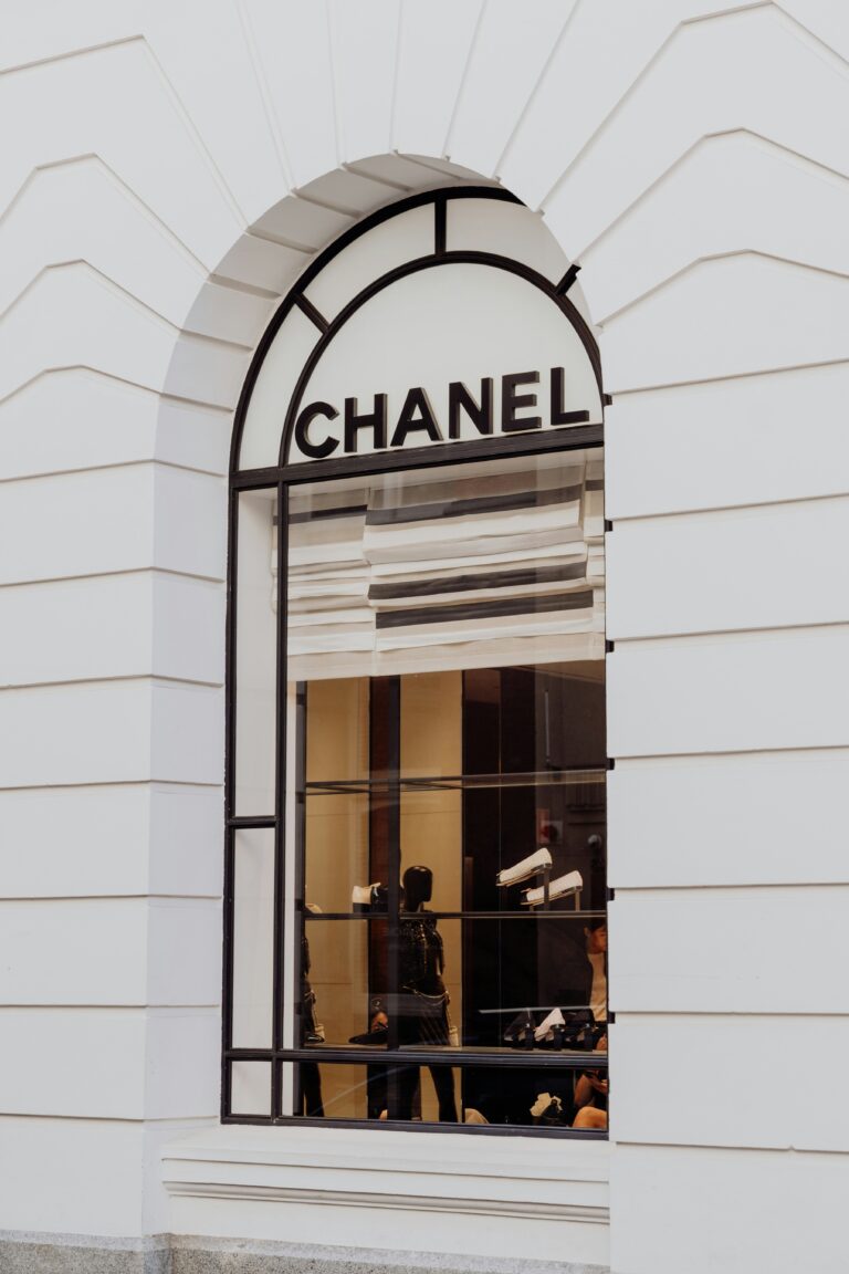 The new KPMG study on customer experience puts luxury in the spotlight ...